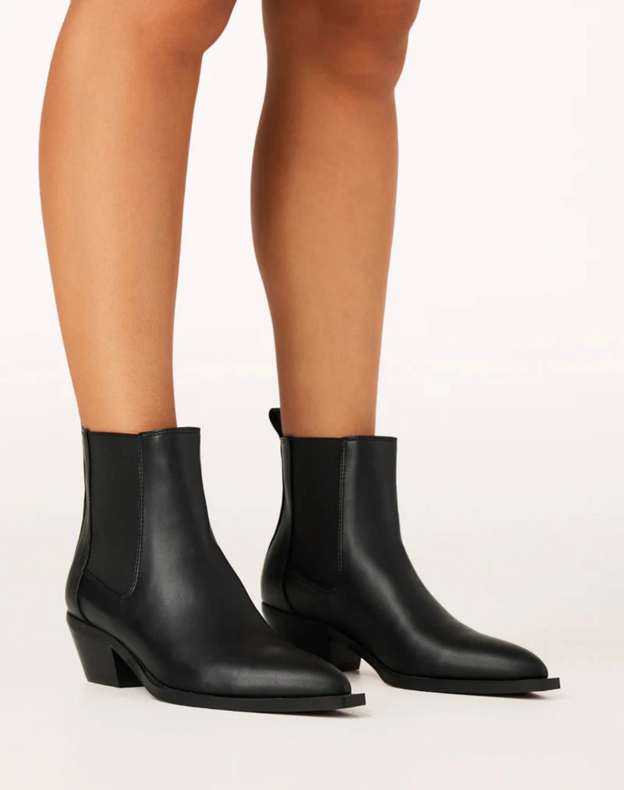 URITH Boots – LaBelle Boutique 1984
